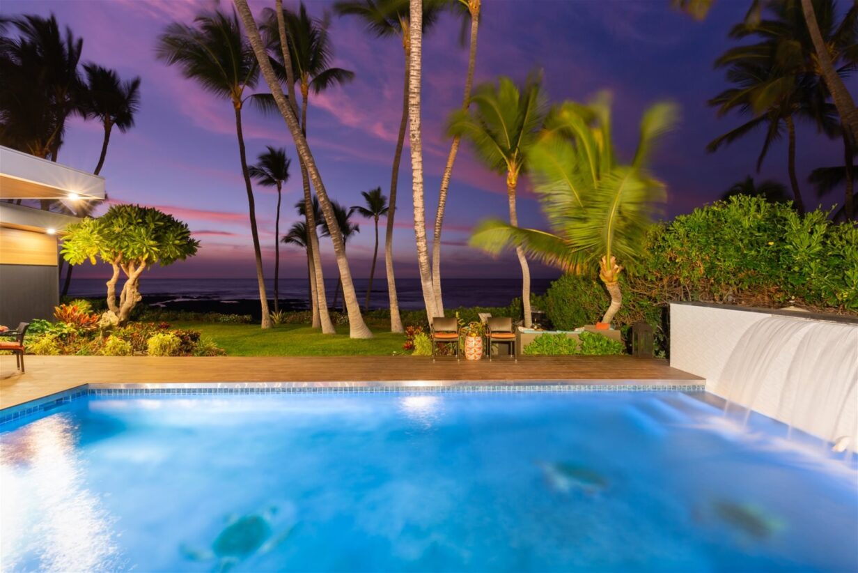 Under the Sea - Hawaii Hideaways