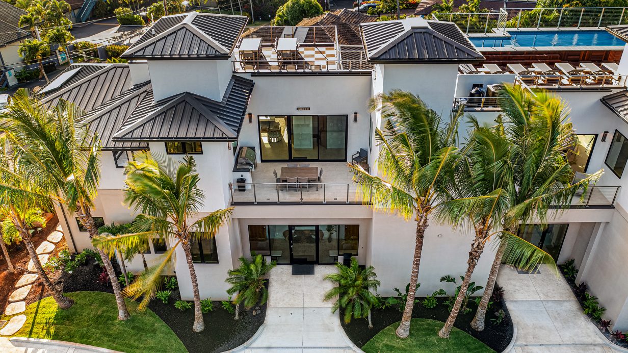 Pacific Jewel - Hawaii Hideaways