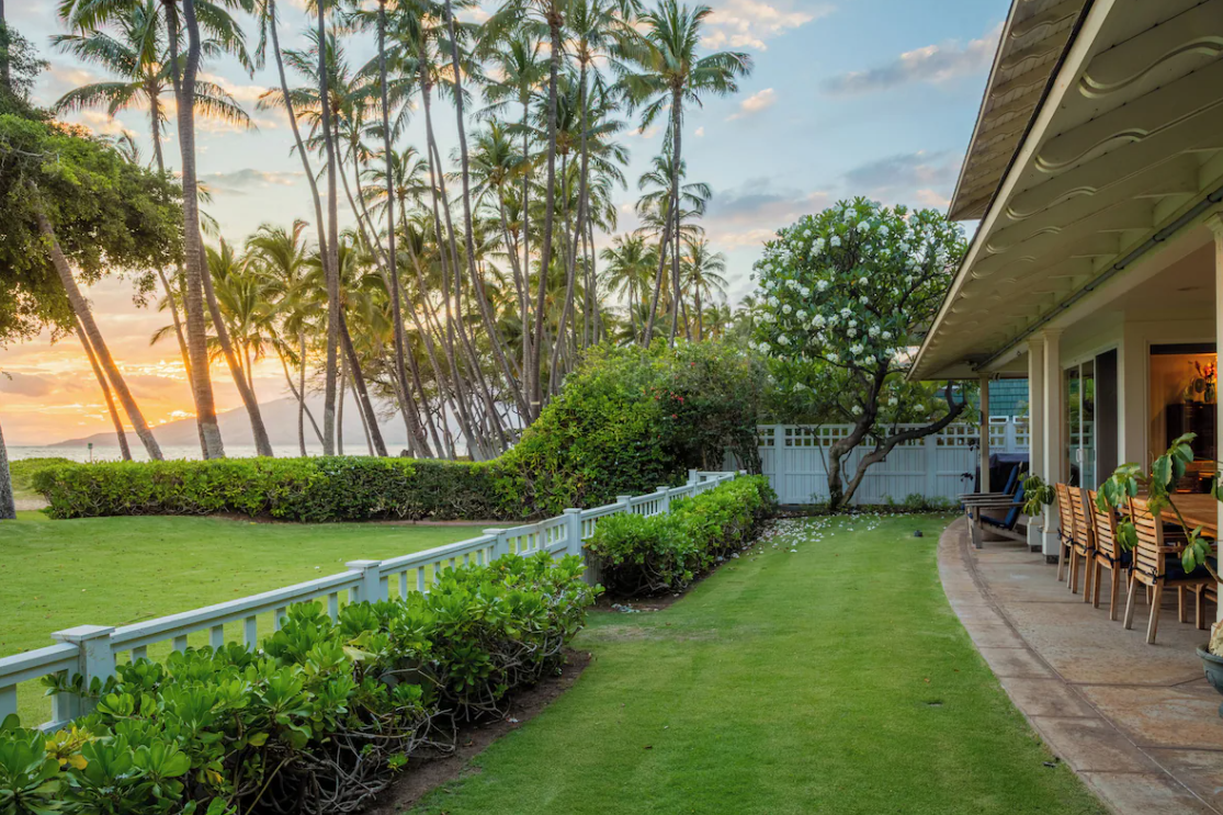Beach Paradise - Hawaii Hideaways